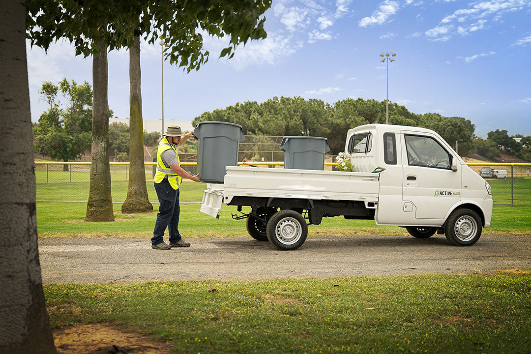 Low Speed Vehicles for Ground Maintenance & Landscaping – Vantage Vehicle
